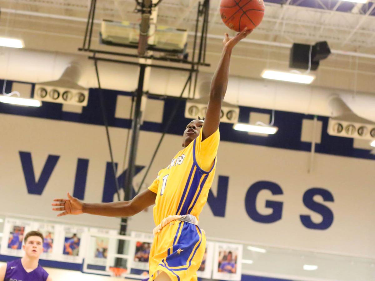 Balanced Francis Howell holds off Eureka for first district title since ...