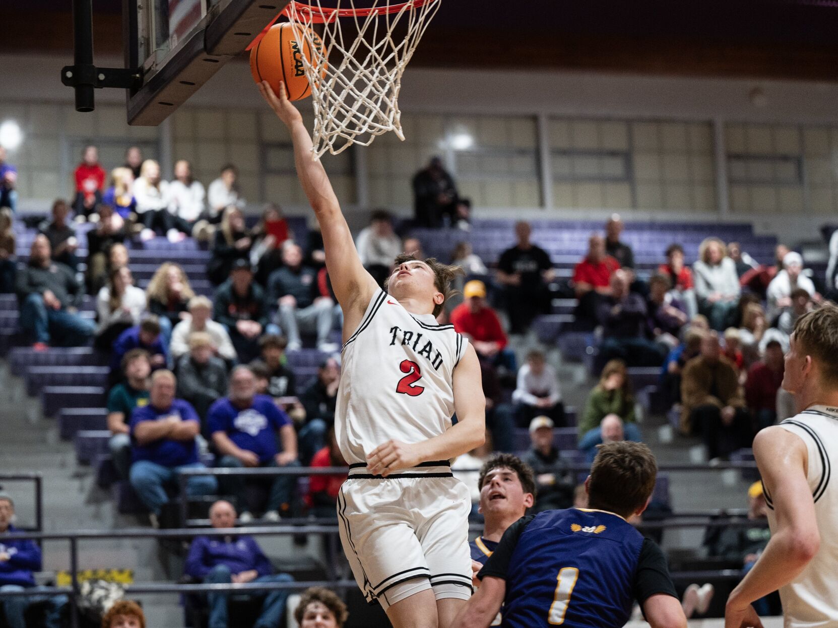 Brody Hasquin's career night helps Triad down Civic Memorial in ...