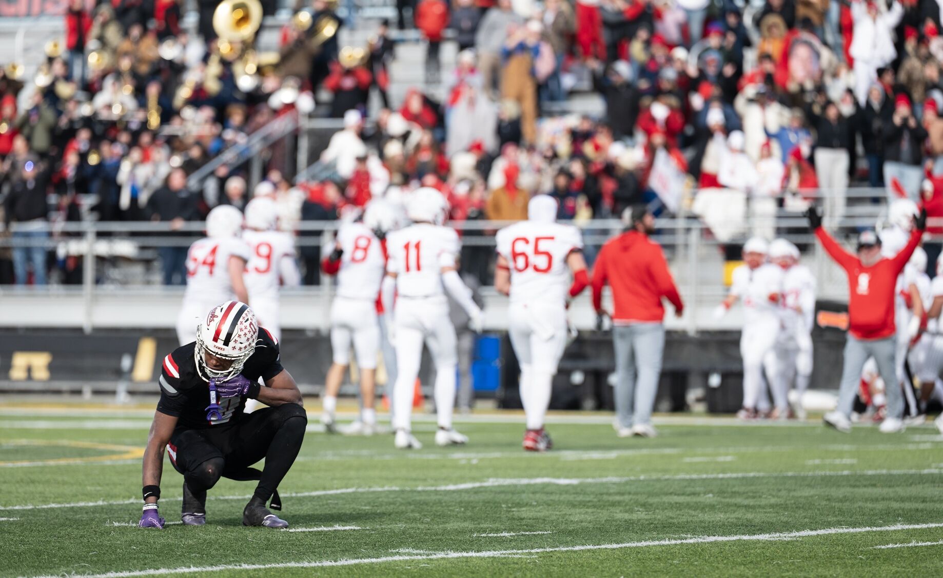 Clock runs out on Lift for Life against Seneca in Class 3 football ...