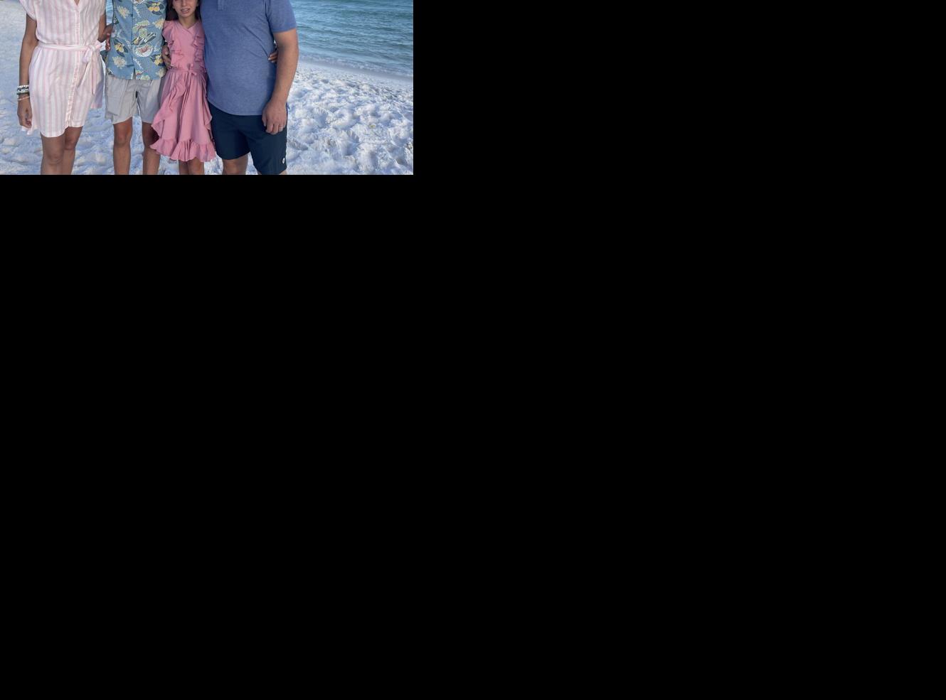 Former St. Louis DJ gets priceless memento from stranger at Taylor ...