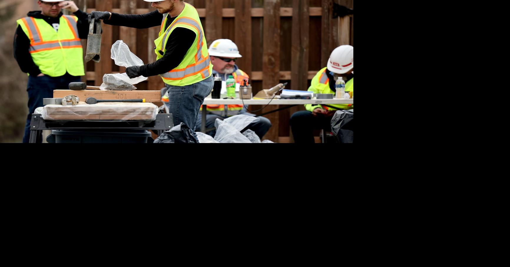 St. Louis county libraries offer help to those applying for ...