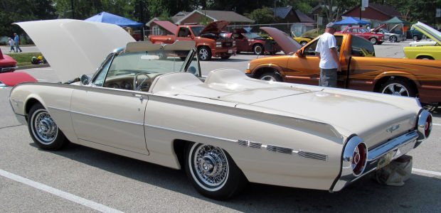 Nothing looked better in 1962 than a T-Bird Sports Roadster