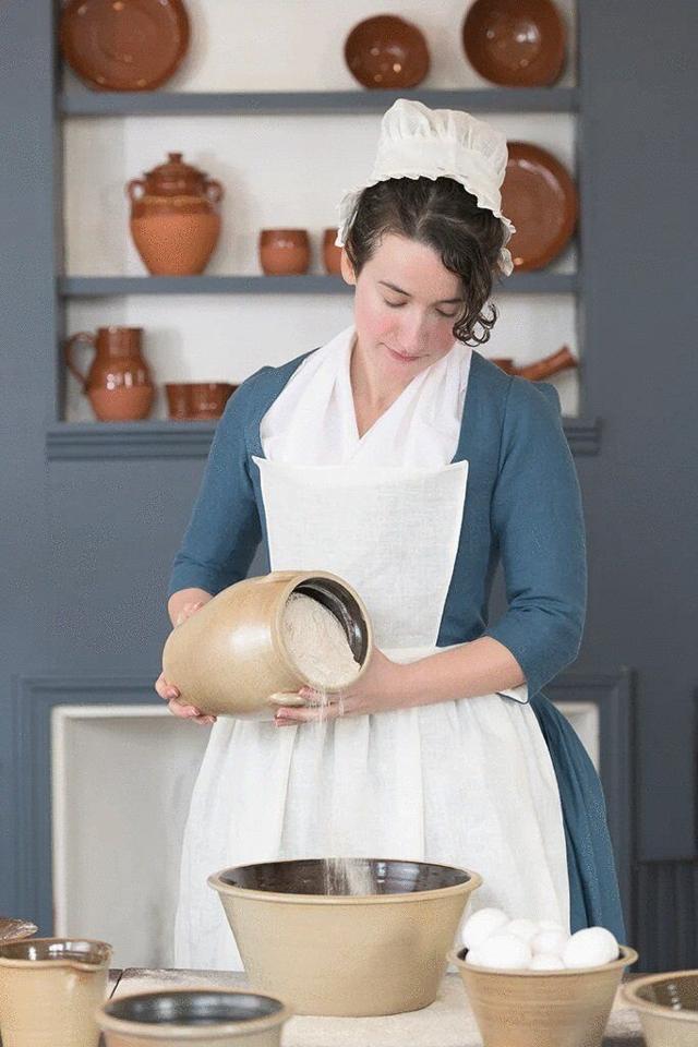 Ste. Gen couple cooks 1800-era recipes using 1800-era techniques — for ...