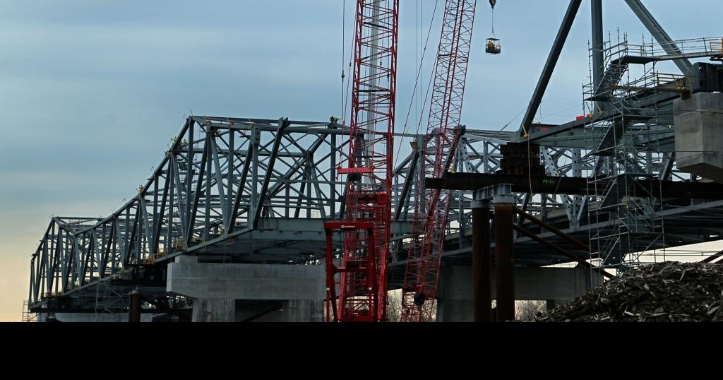 Rebuilt Blanchette Bridge opens to traffic