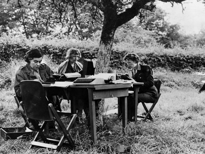 Pioneer P-D reporter Virginia Irwin being honored