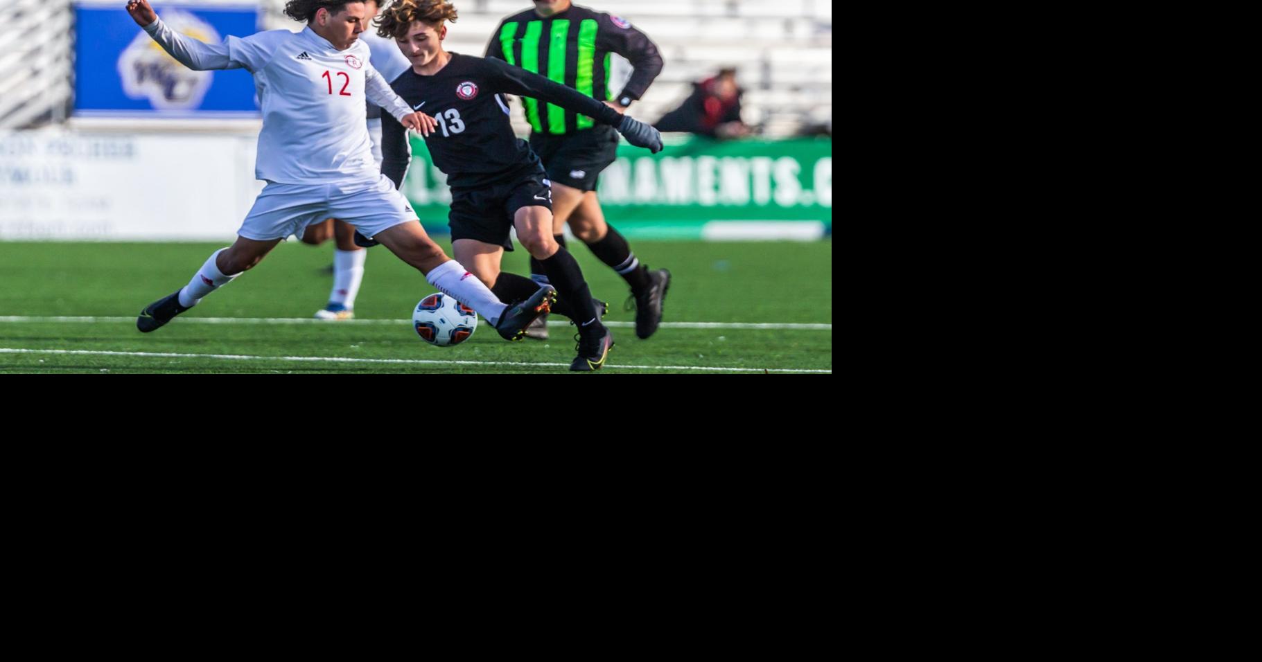 SLU soccer adds 14 incoming players with 5 transfers