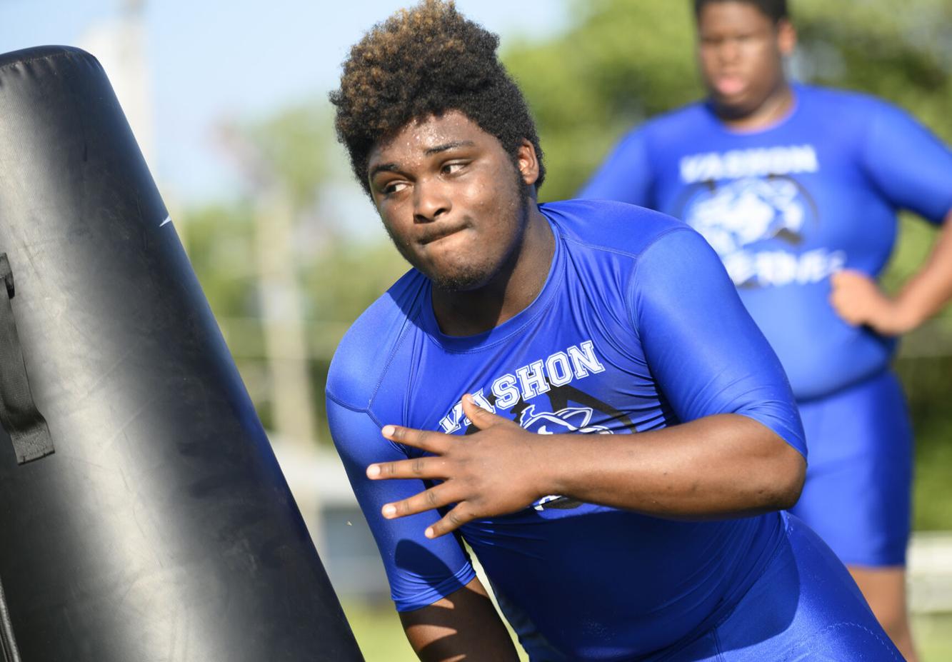 Vashon football practice