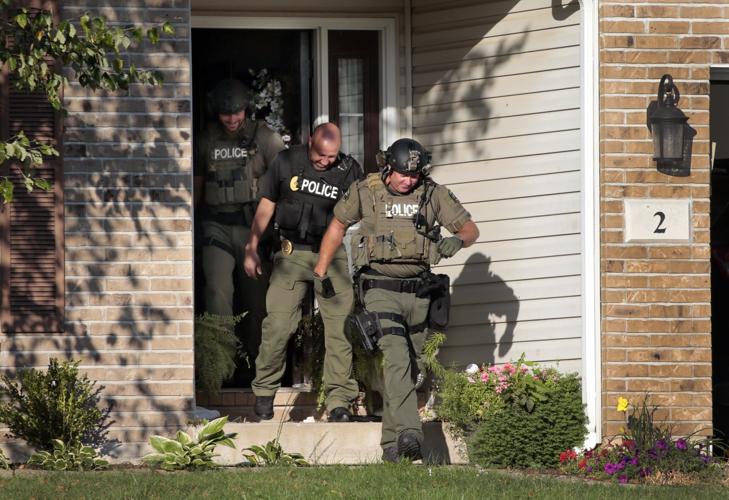 Standoff ends in O'Fallon, Mo., with arrest of gunman inside home