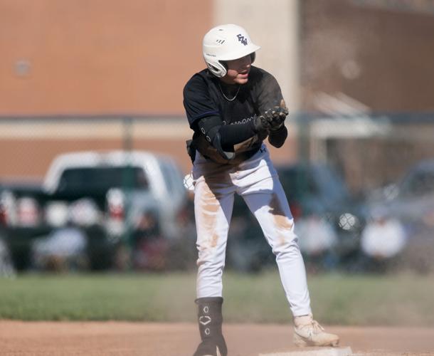Zumwalt West goes retro in victory over Francis Howell in GAC South ...