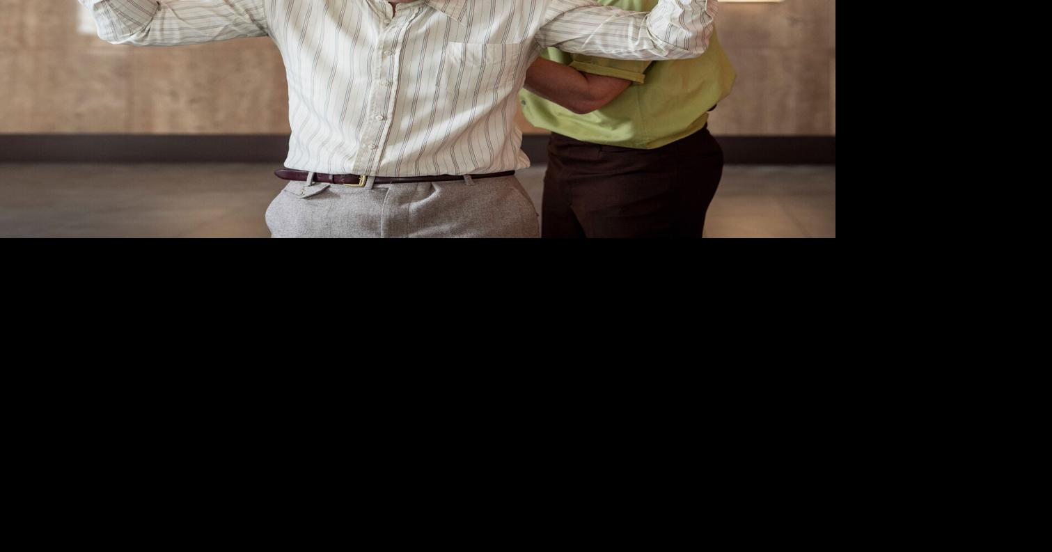 Movie Review: A real-life '70s hostage drama crackles in Gus Van Sant's ...