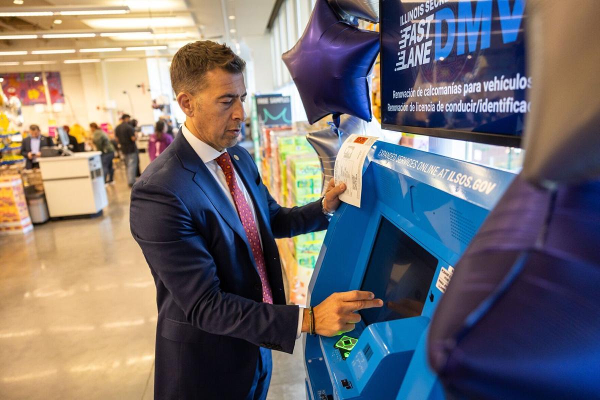 Illinoisans can renew driver's license at supermarket kiosks