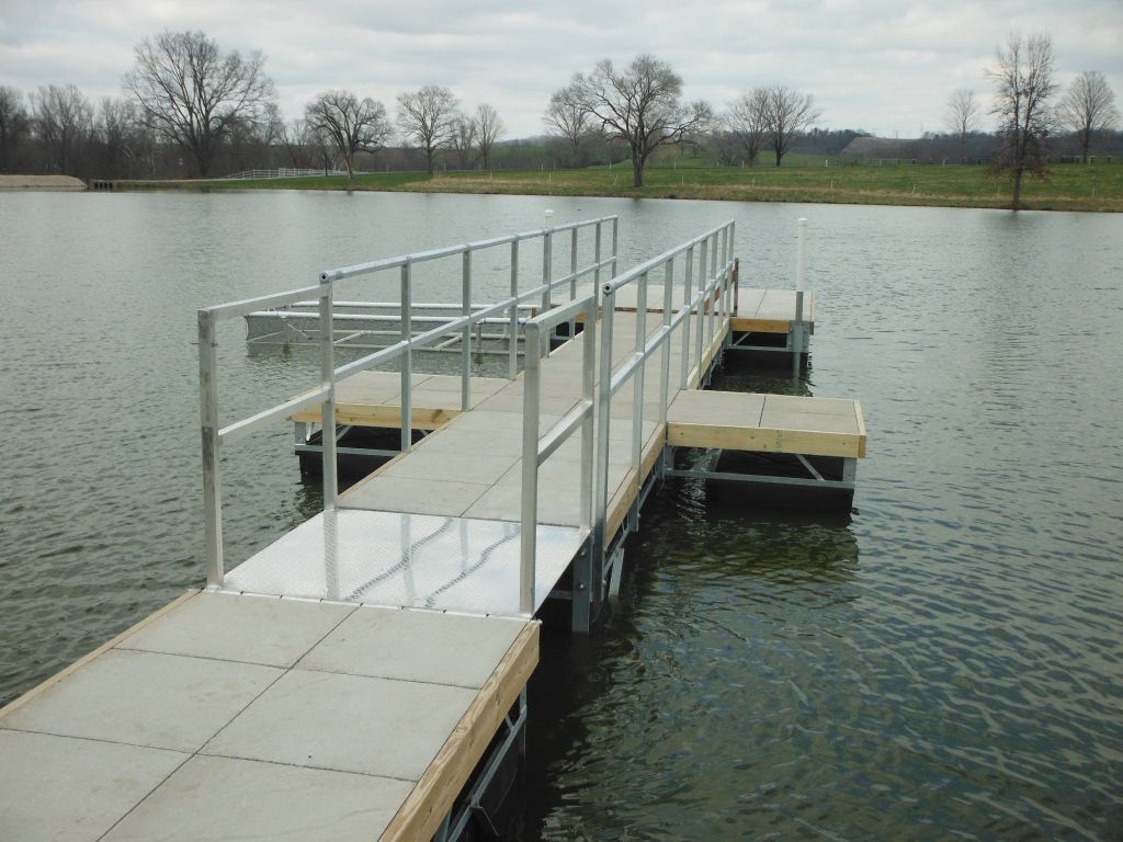 Tiger Docks builds platform dock for Purina at Gray Summit