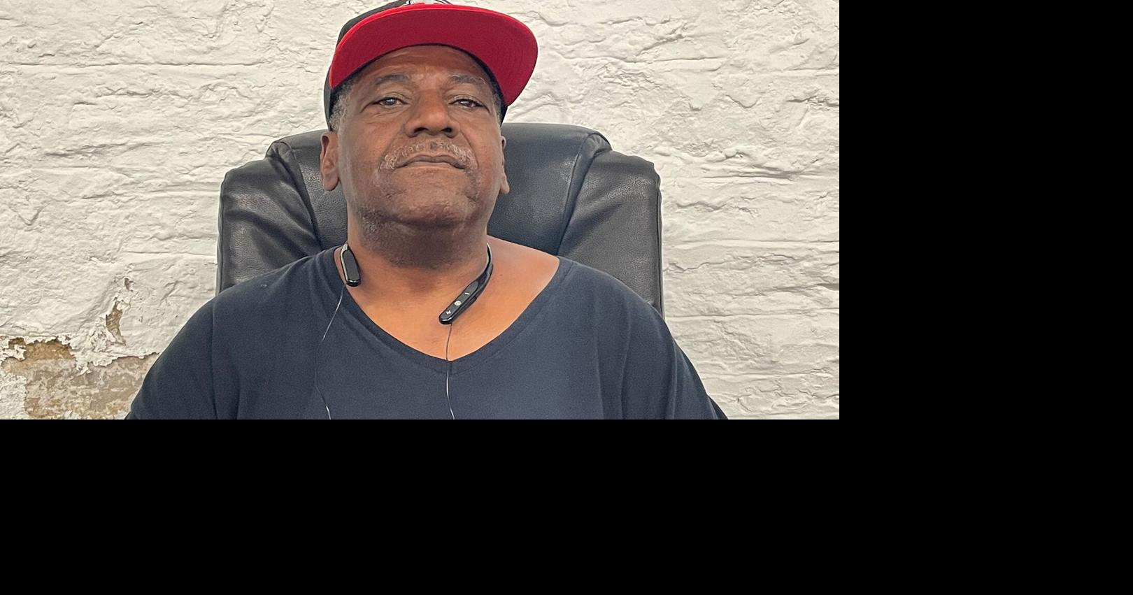 Messenger: St. Louis aldermen back workers, disabled janitor in fight ...