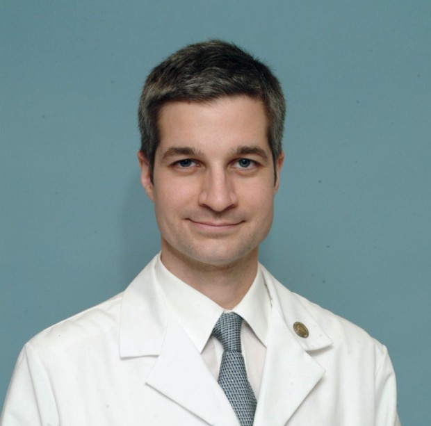 Clinic for uninsured patients with MS reopens after receiving new funding