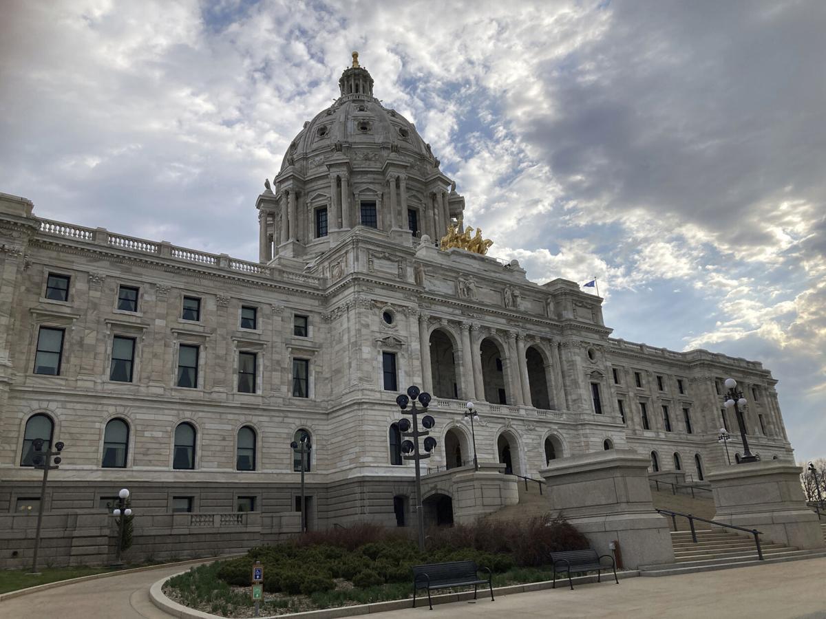 Minnesota lawmakers reach deal for free college tuition