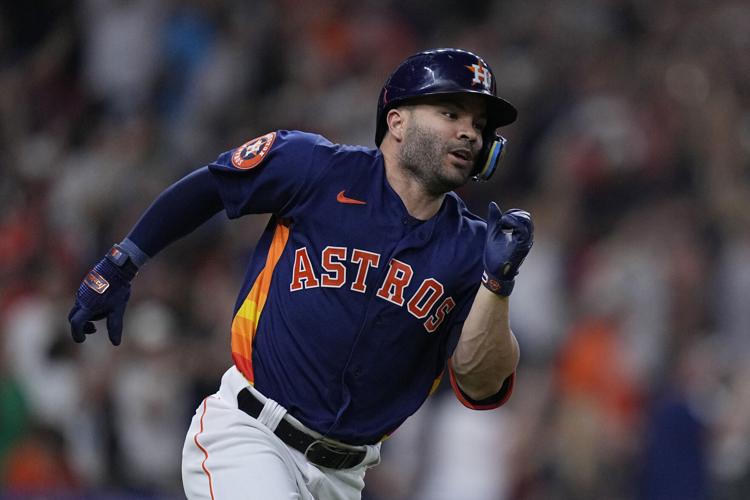 Altuve, Astros agree on $125M contact extension