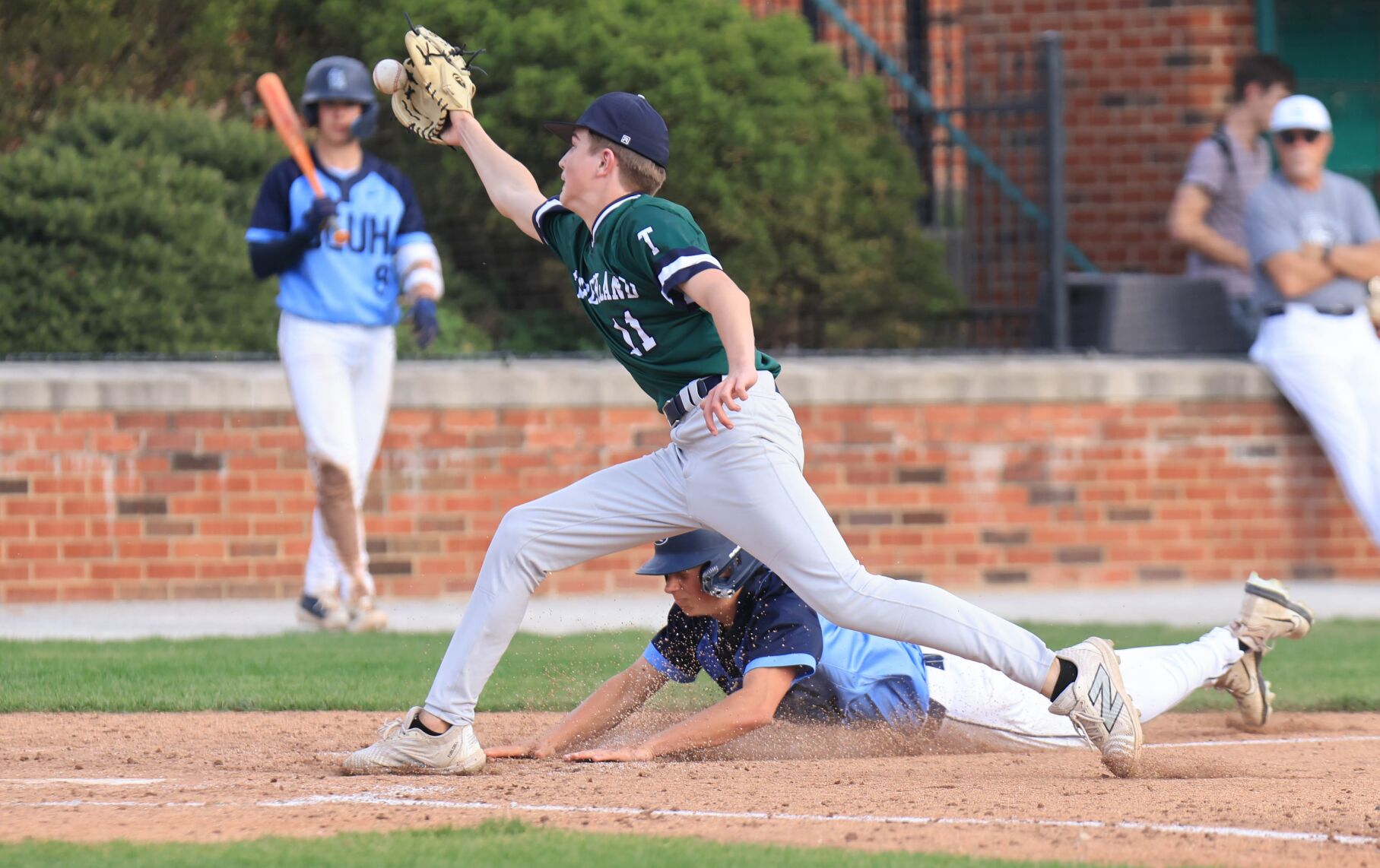 Midwest Classic: SLUH 4, Timberland 0