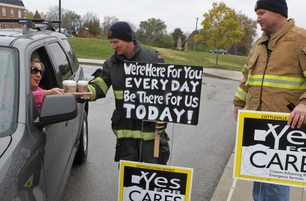 St. Charles County police issue narrowly passes