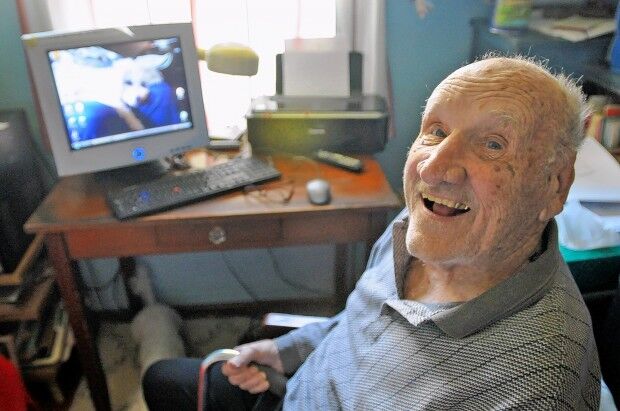 Funeral Friday for Jim Fox, longtime newspaper columnist, who died at 91