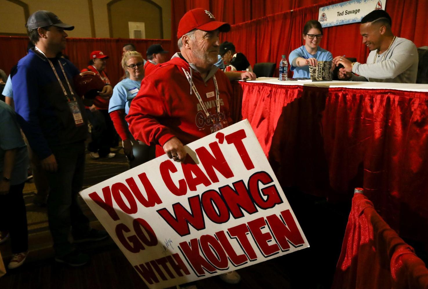Sign Man Marty Prather dies. 'He lived for the Cardinals.'