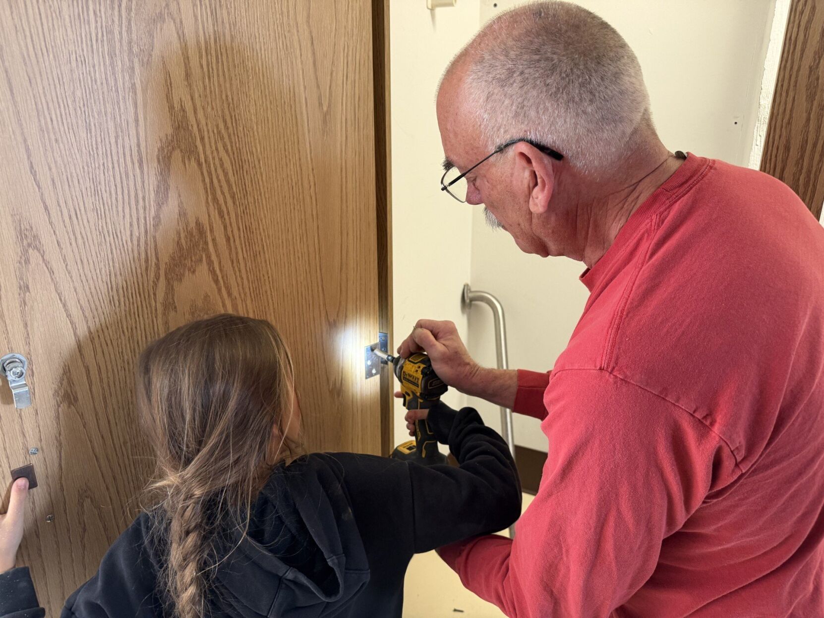 Mennonites return to St. Louis to help with a new disaster