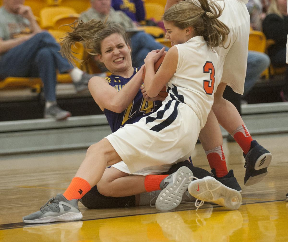 Meridian knocks out New Athens in sectional final