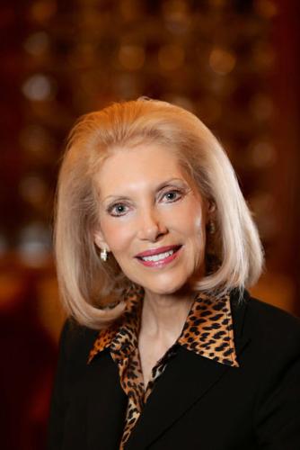 Hellenic foundation honoring STL women