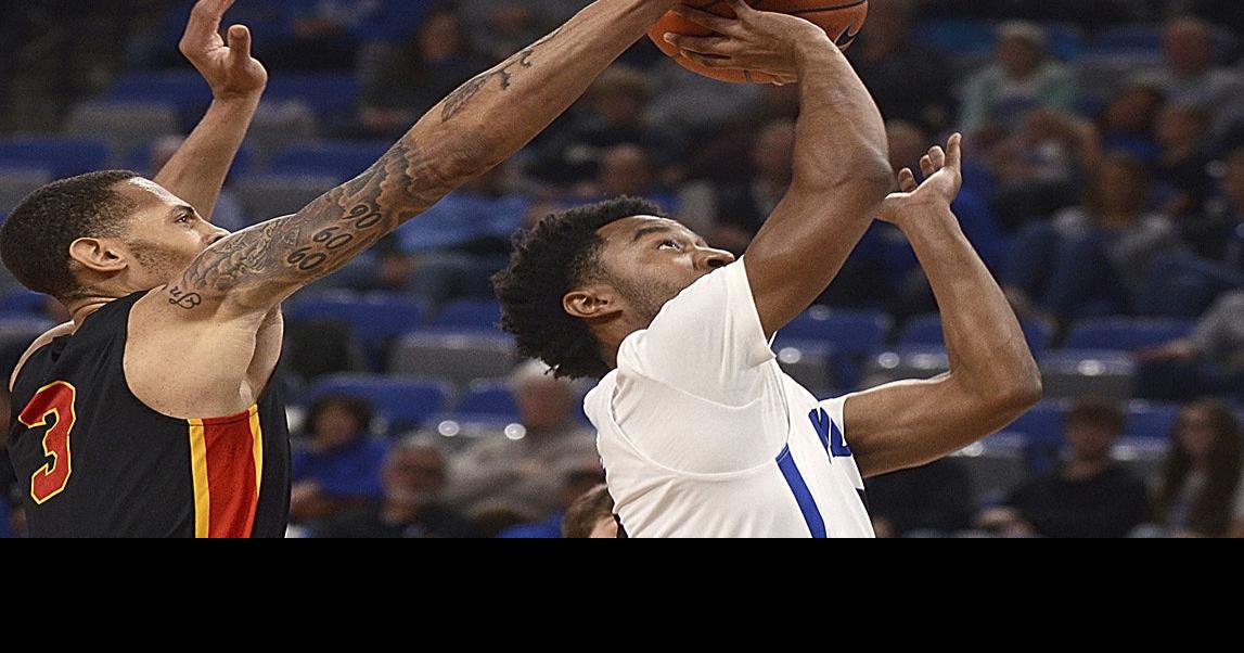 After season ends on bus, UMSL plays one last time