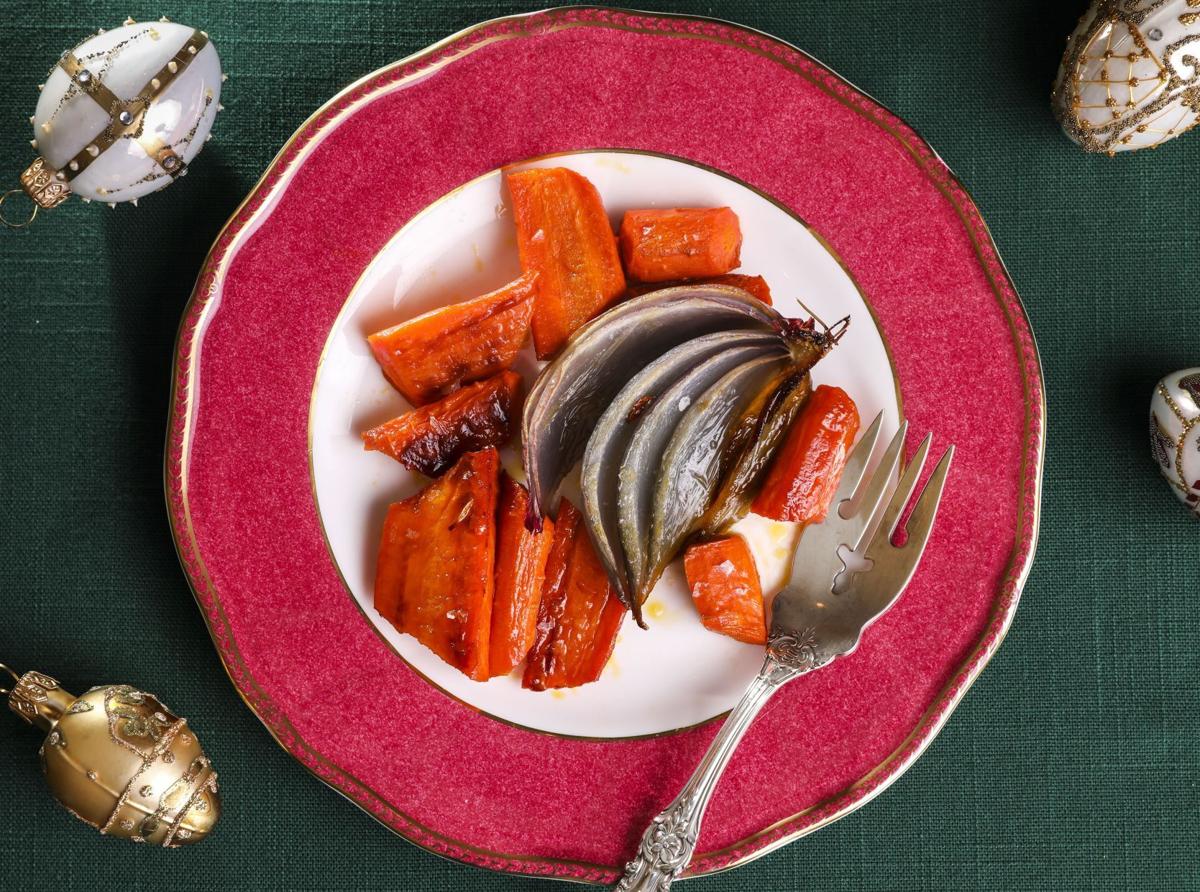RECIPE: Roasted Carrots and Red Onions