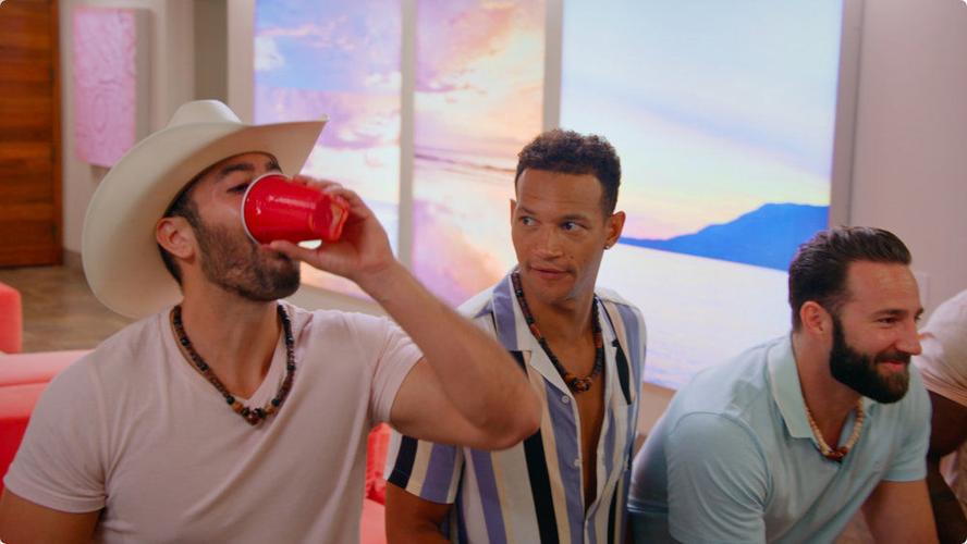 For Town and Country dentist, visit to 'Temptation Island' was irresistible