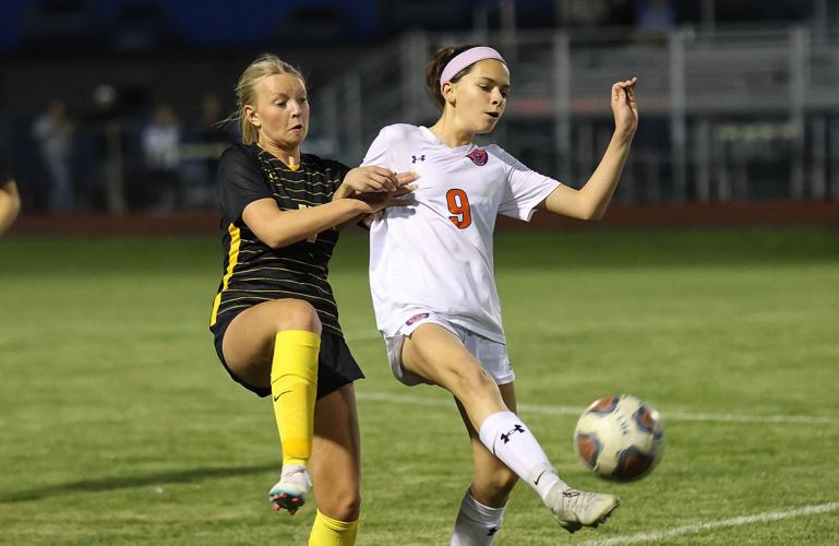 Girls soccer spotlight: North Point's Zerface uses canine lessons to lift game to another level