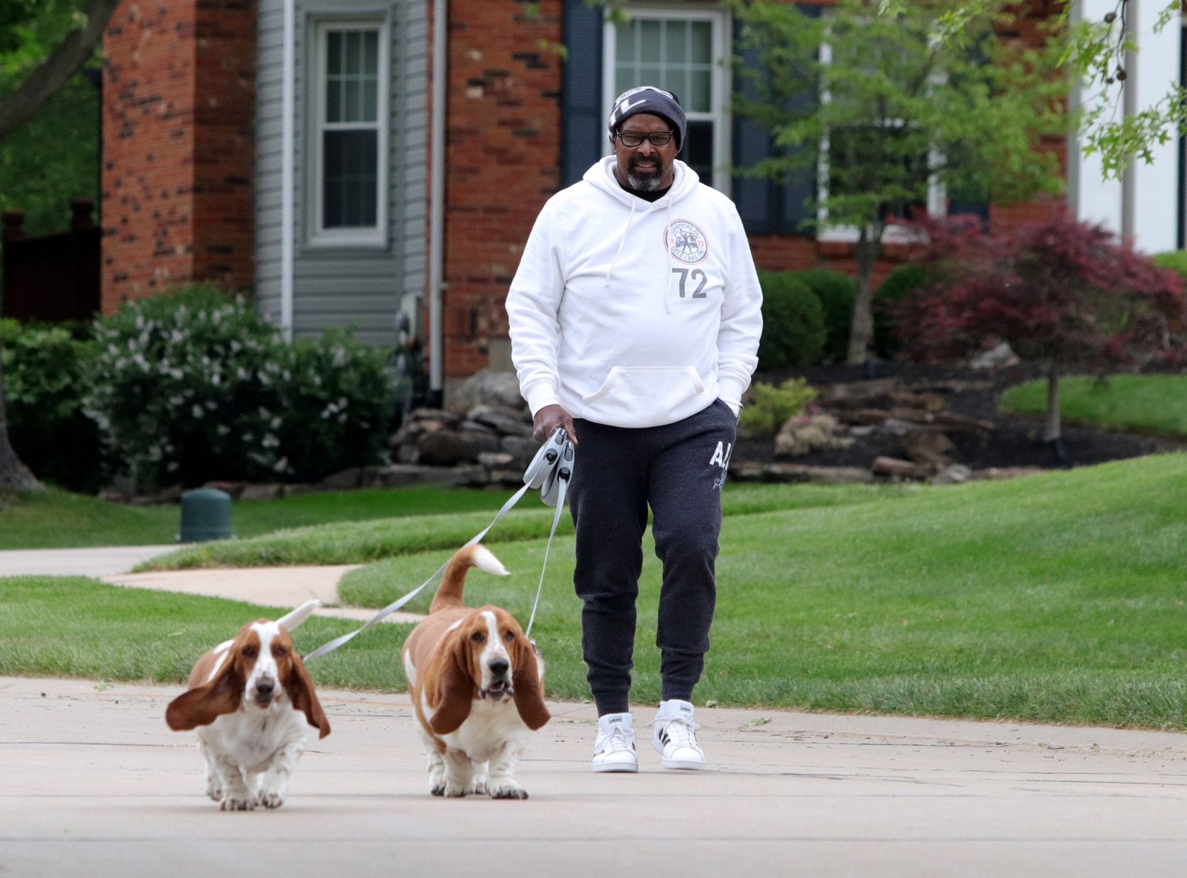 From football to anchor desk, Rene Knott's journey is filled with big ...