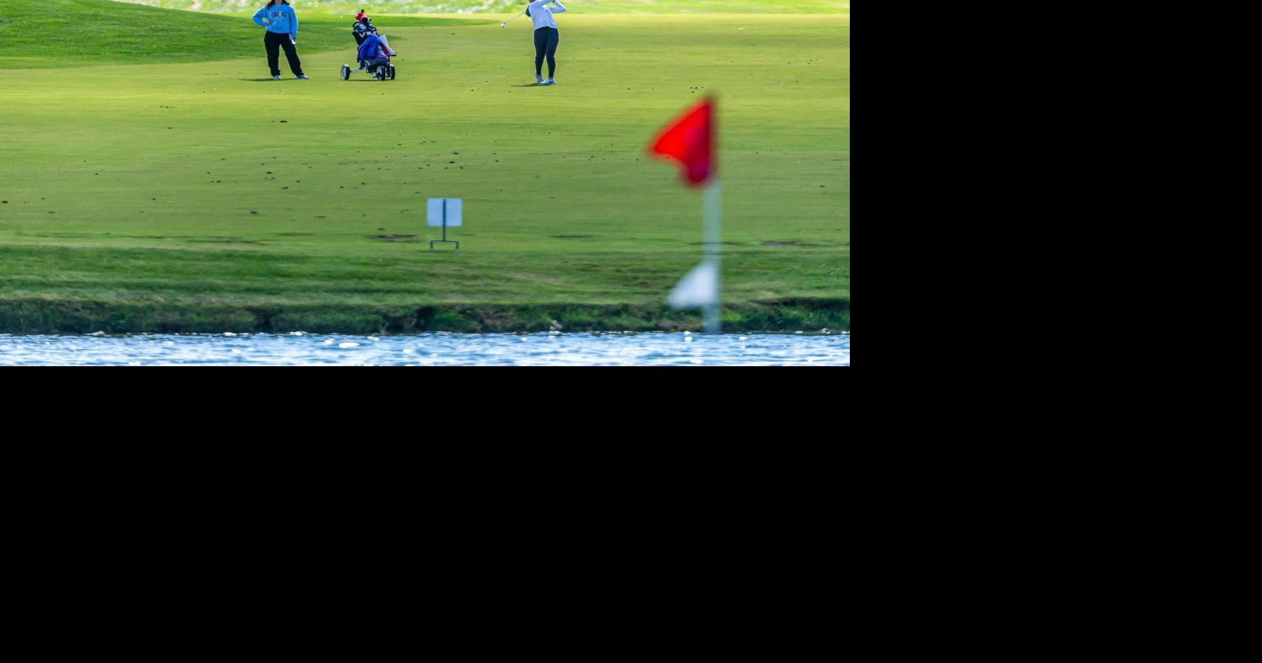 Eureka's Emma Parker tied atop Class 4 leaderboard; Viz holds slim lead ...