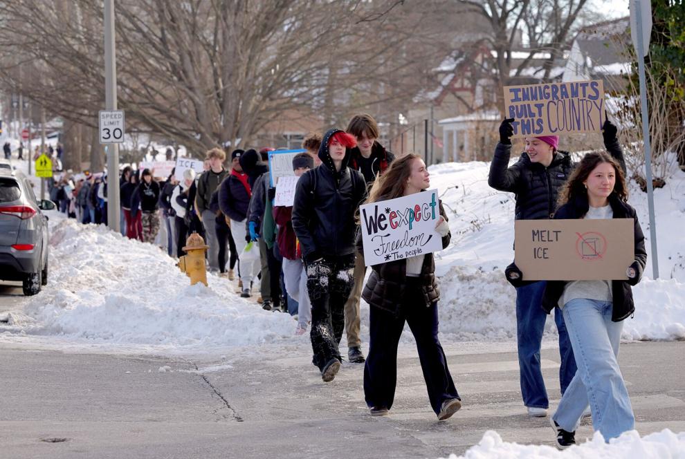 Photos and video: More than 1,000 Webster Groves students walk out to ...