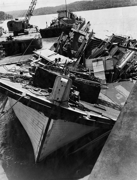 Look Back: Golden Eagle steamboat, 1947