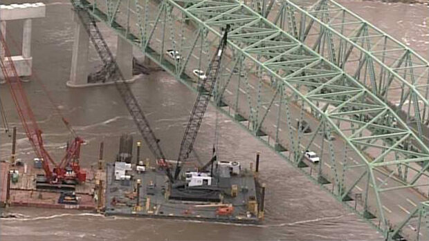 Eastbound Highway 40 in St. Charles County reopens after crane hits ...