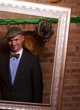 Chicago's Sean Graney comes here for Shakespeare Festival