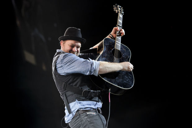 Sugarland's Kristian Bush explores his solo side