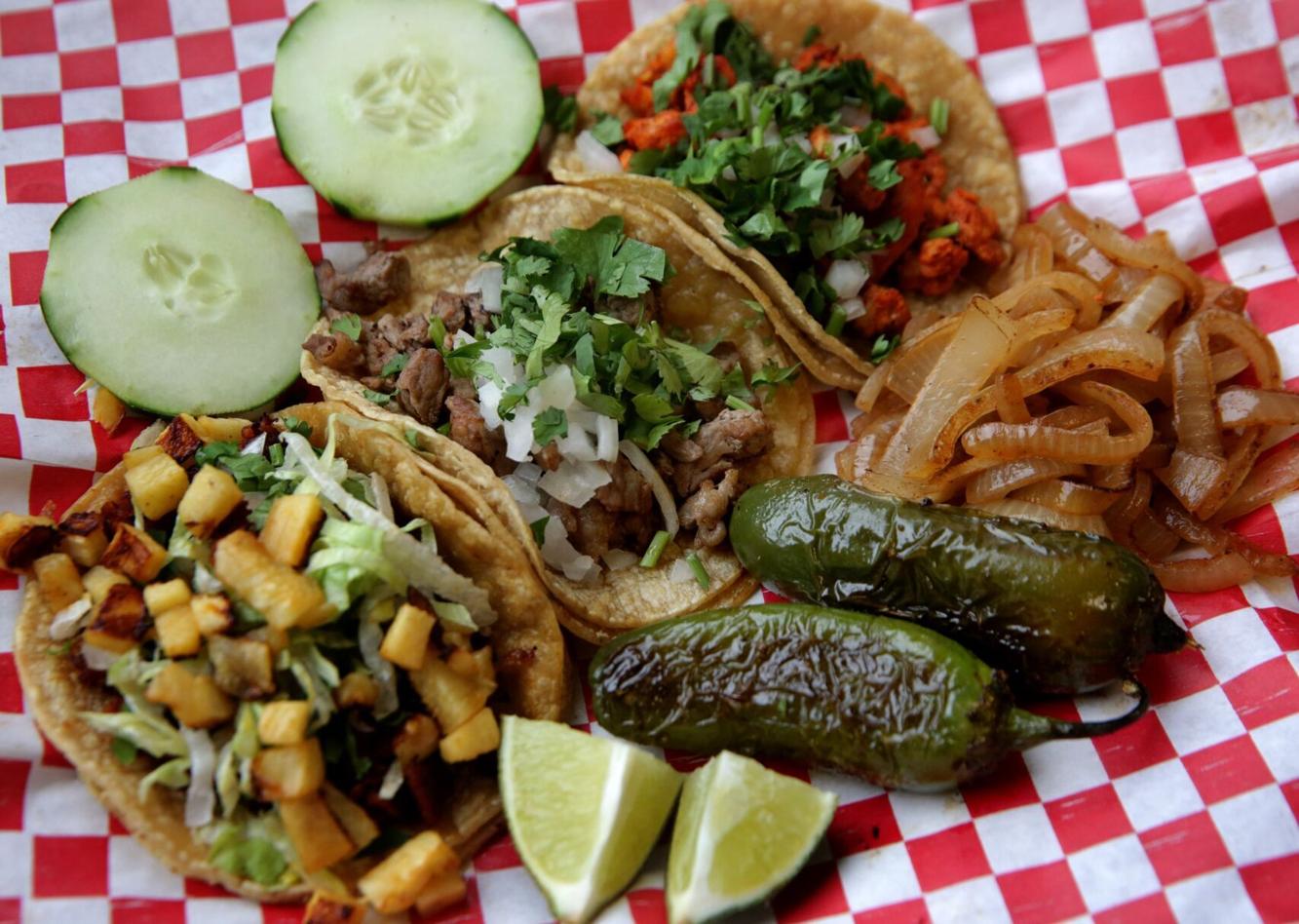 Tacos El Manny is a worthy taco destination in Granite City