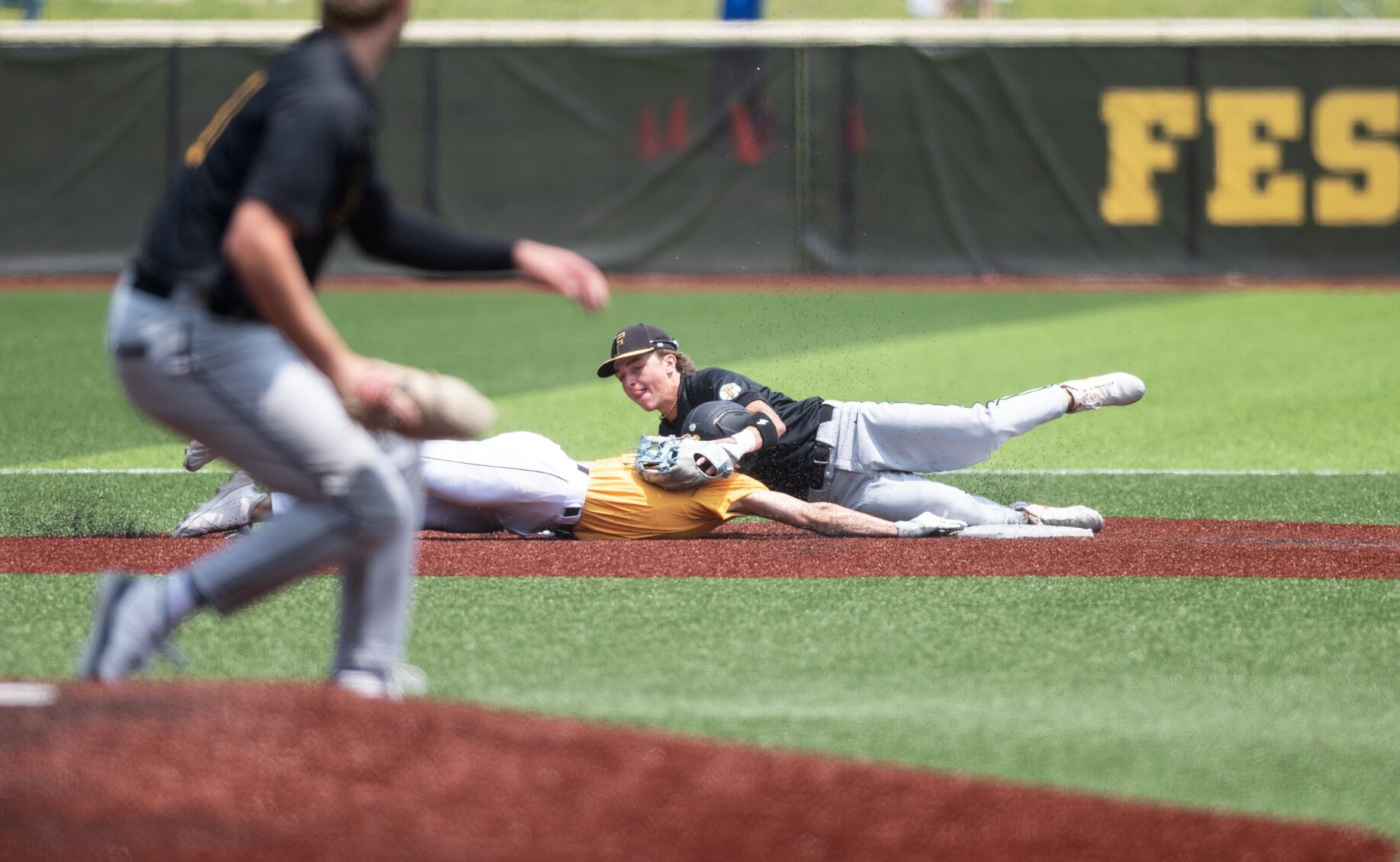Trey Jozwiakowski's day at plate helps Vianney sweep Festus, advance to ...