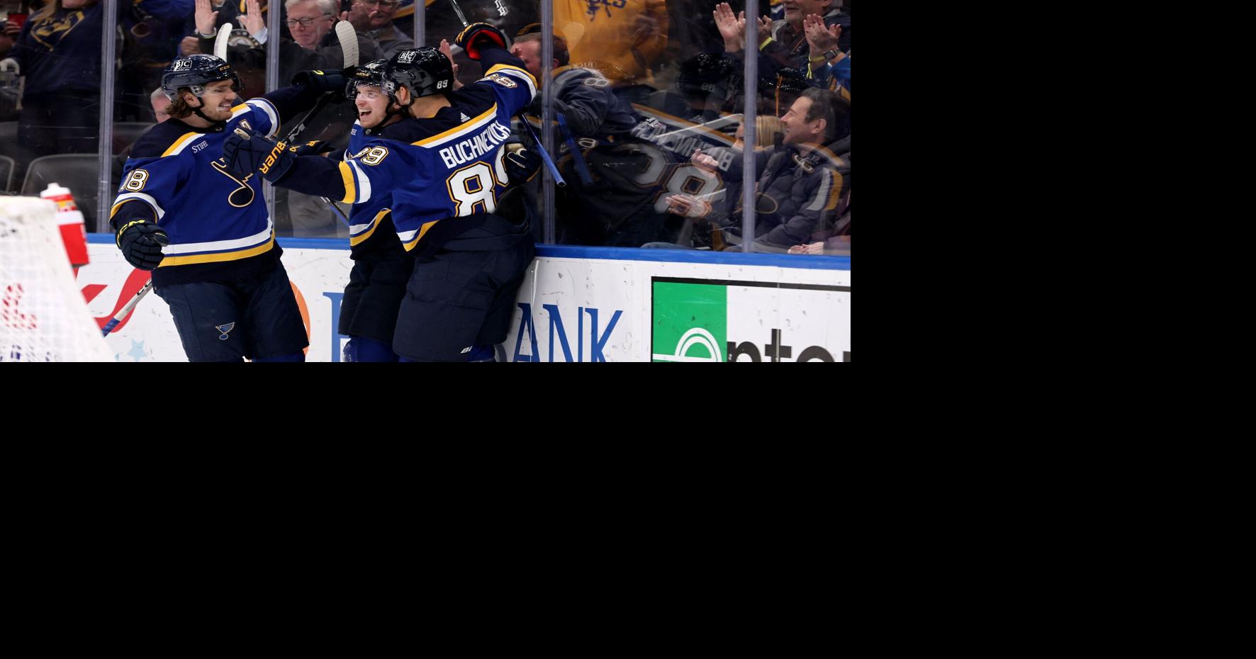 Photos: St. Louis Blues beat Buffalo Sabres 6-4