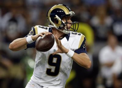 Fisher makes it official: Davis is the starter
