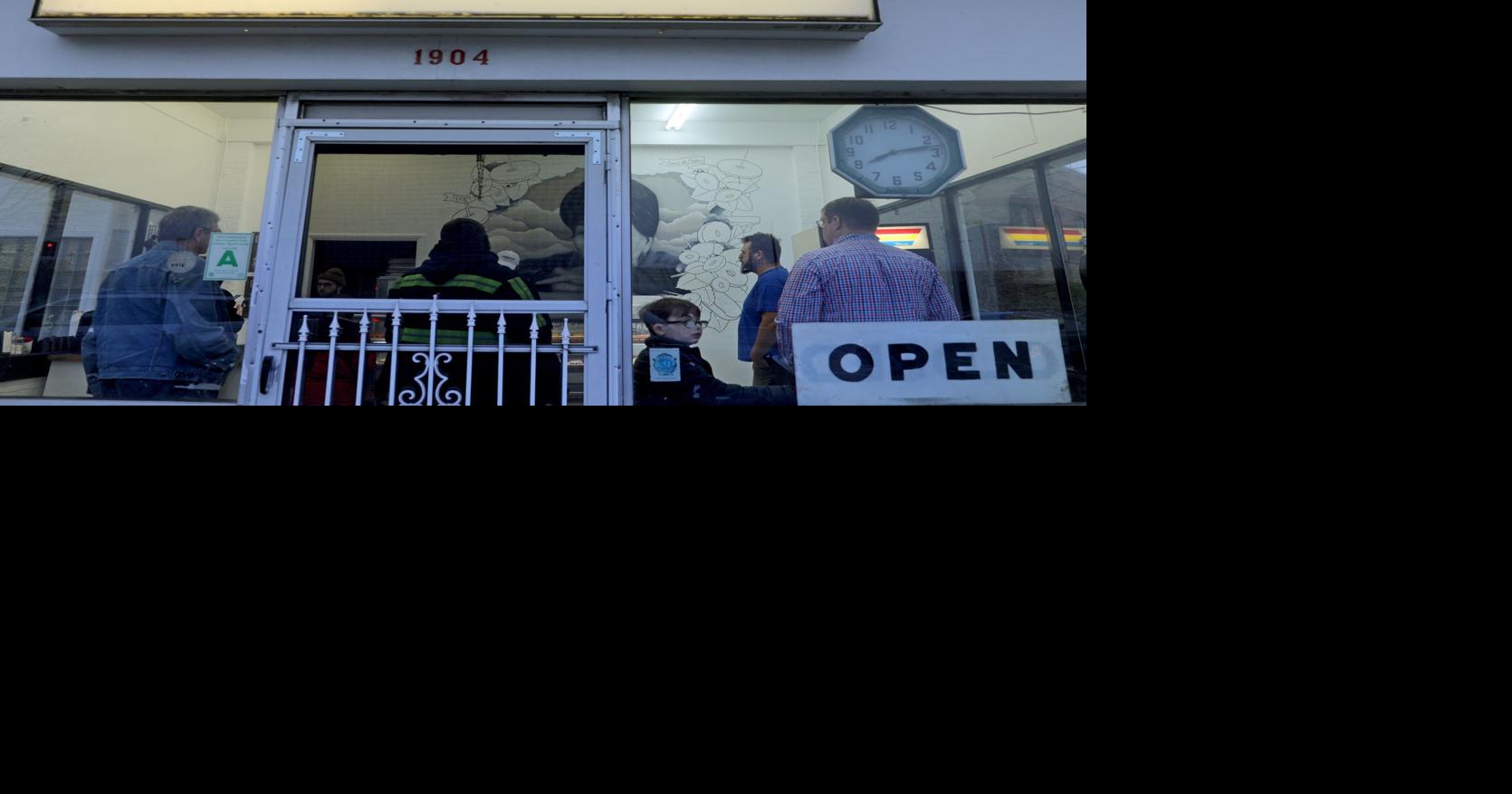 World's Fair Donuts is open again with a familiar face behind the counter