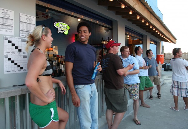 Wave Taco brings a bit of the beach downtown