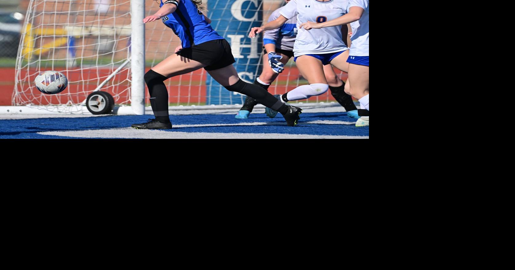 UMSL signee Avery Hesseldenz continues record-setting run to help ...