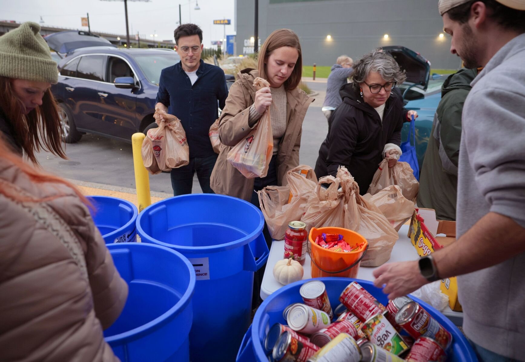 The extraordinary ways St. Louisans stepped up to help their ...
