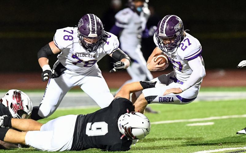 Elijah Stevens, Dominic Bentrup lead Summit football players on college ...