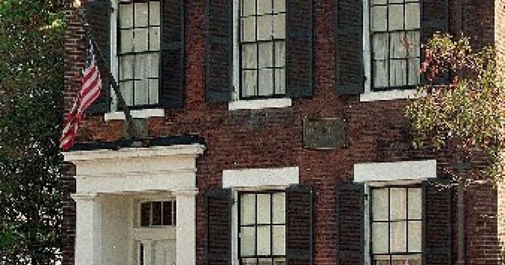 Addition to Eugene Field House proposed