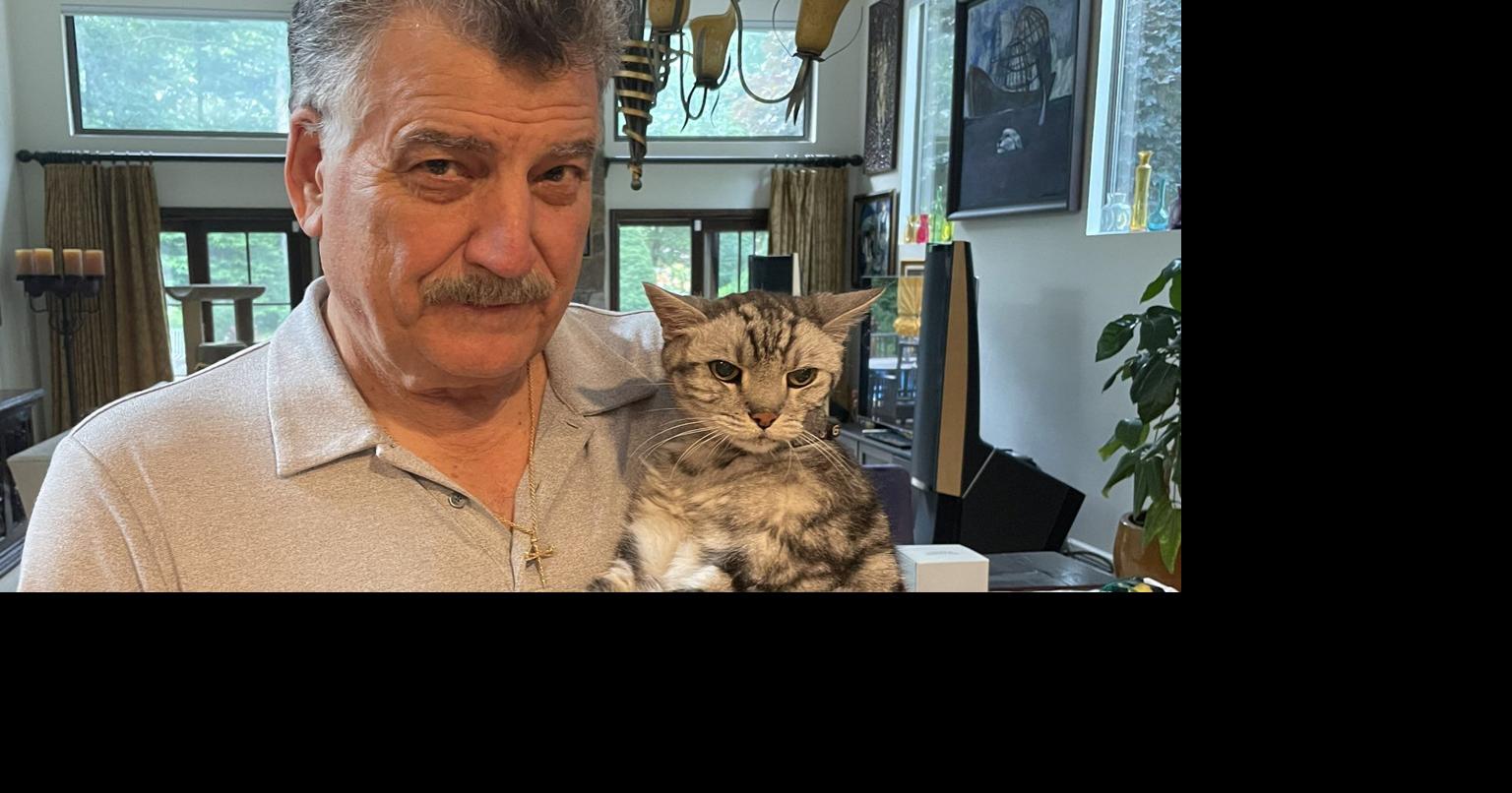 Keith Hernandez’s fan-favorite cat Hadji dies at 22