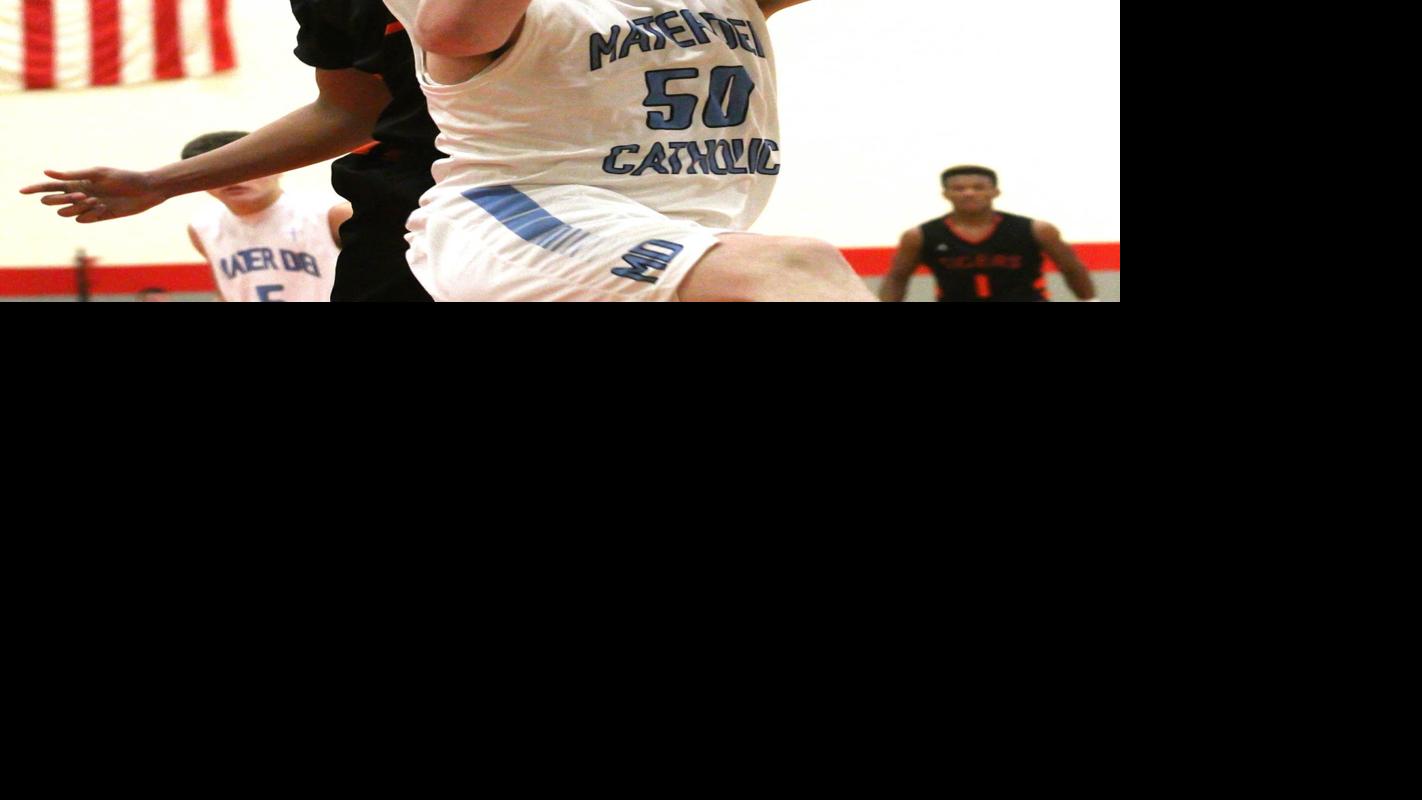 All new Edwardsville is similar to old, wins season opener | Boys ...